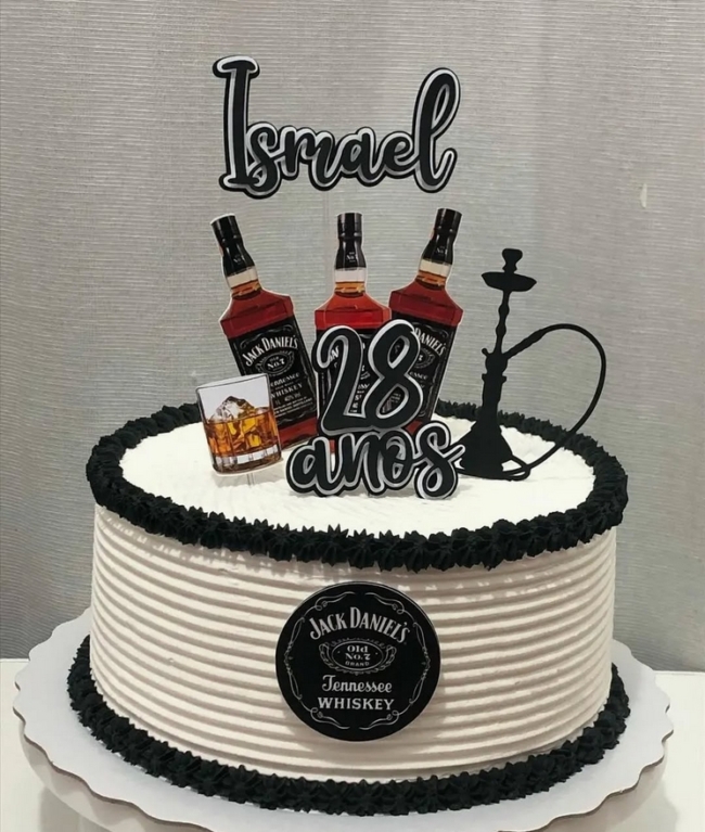 Topo de Bolo Jack Daniel's: +24 Modelos Incríveis!【2026】
